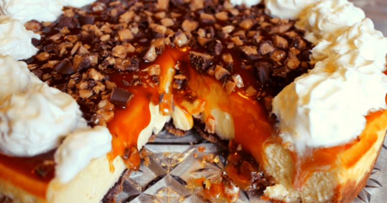 Caramel Toffee Cheesecake – Recipe Pastry Blog